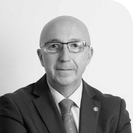 Conócenos | Nuestro Equipo | Antonio Rosado